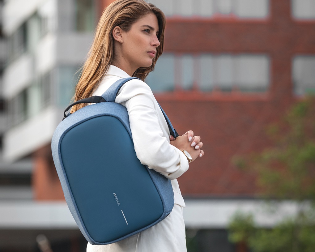 کوله پشتی زنانه خوب چه خصوصیاتی باید داشته باشد ؟ - KOMOLIFE