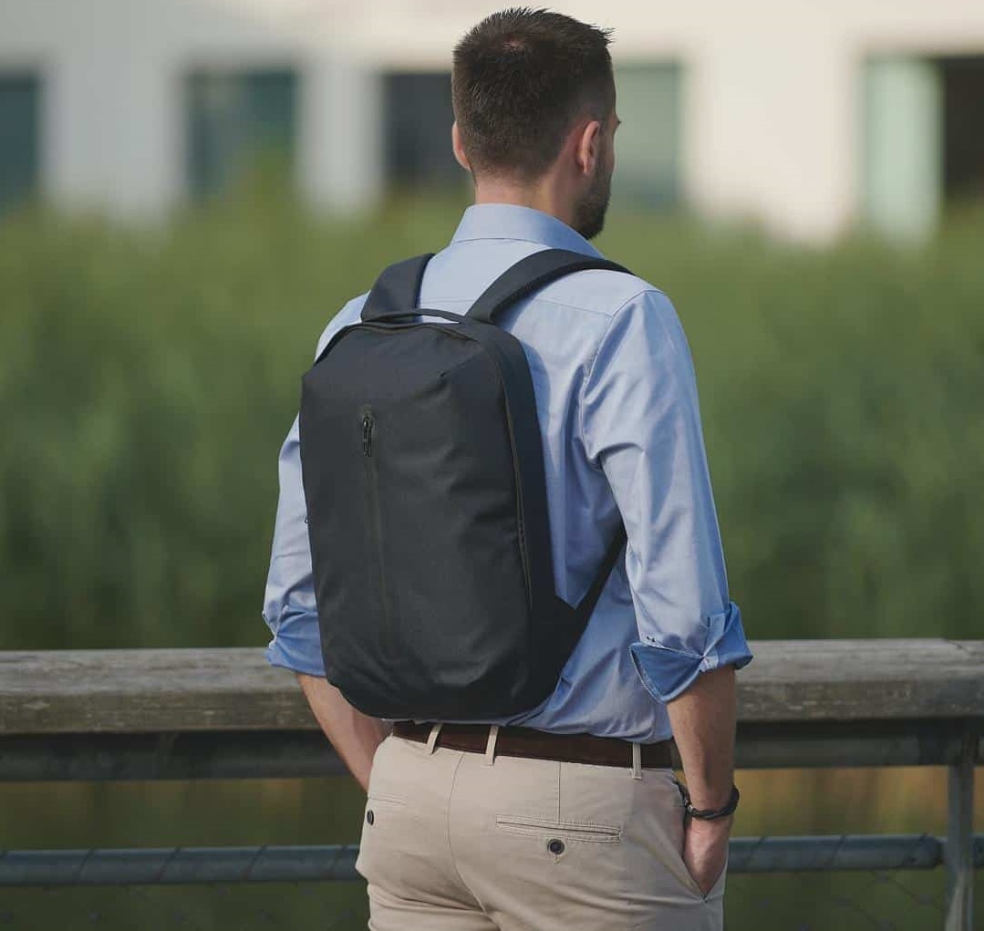 کوله پشتی مصاحبه باید این ویژگی ها را داشته باشد - KOMOLIFE