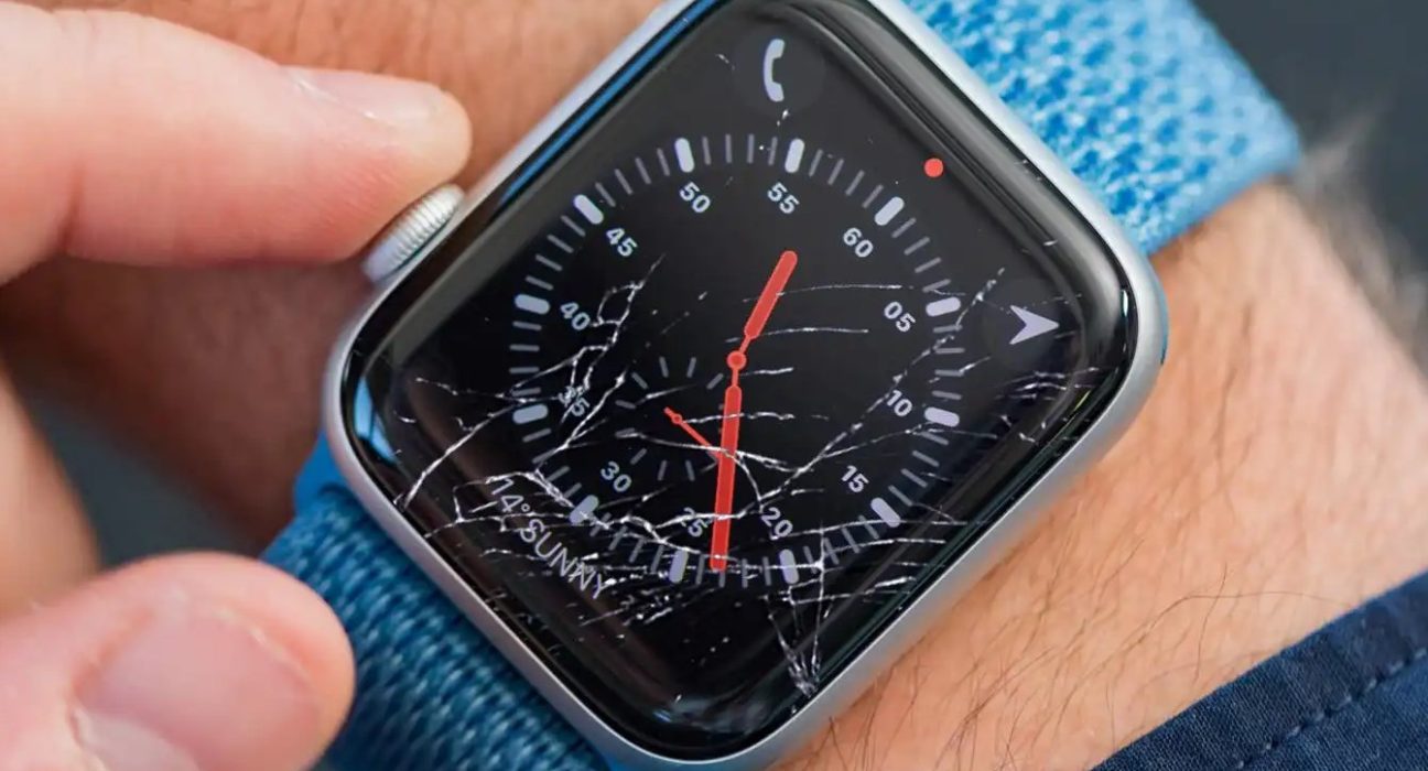 از بین بردن خط و خش صفحه اپل واچ و ساعت های هوشمند - KOMOLIFE